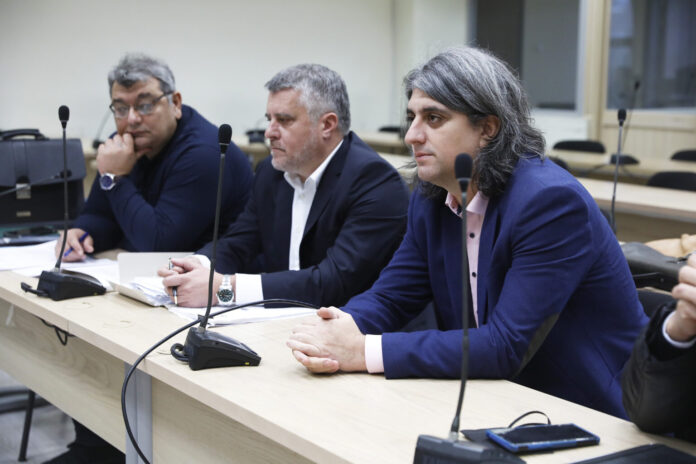 Телевизија 24 Судењето за Зеќири одложено поради влошена здравствена состојба