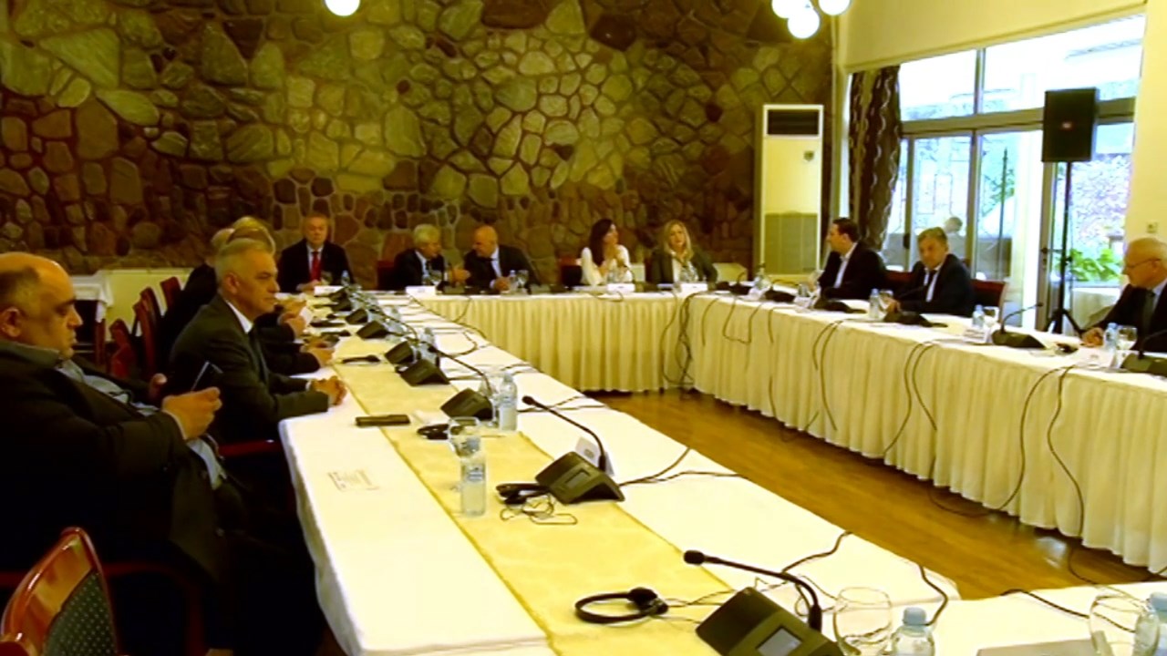 Телевизија 24 Уставни измени како ќе стигне власта до 80 гласа