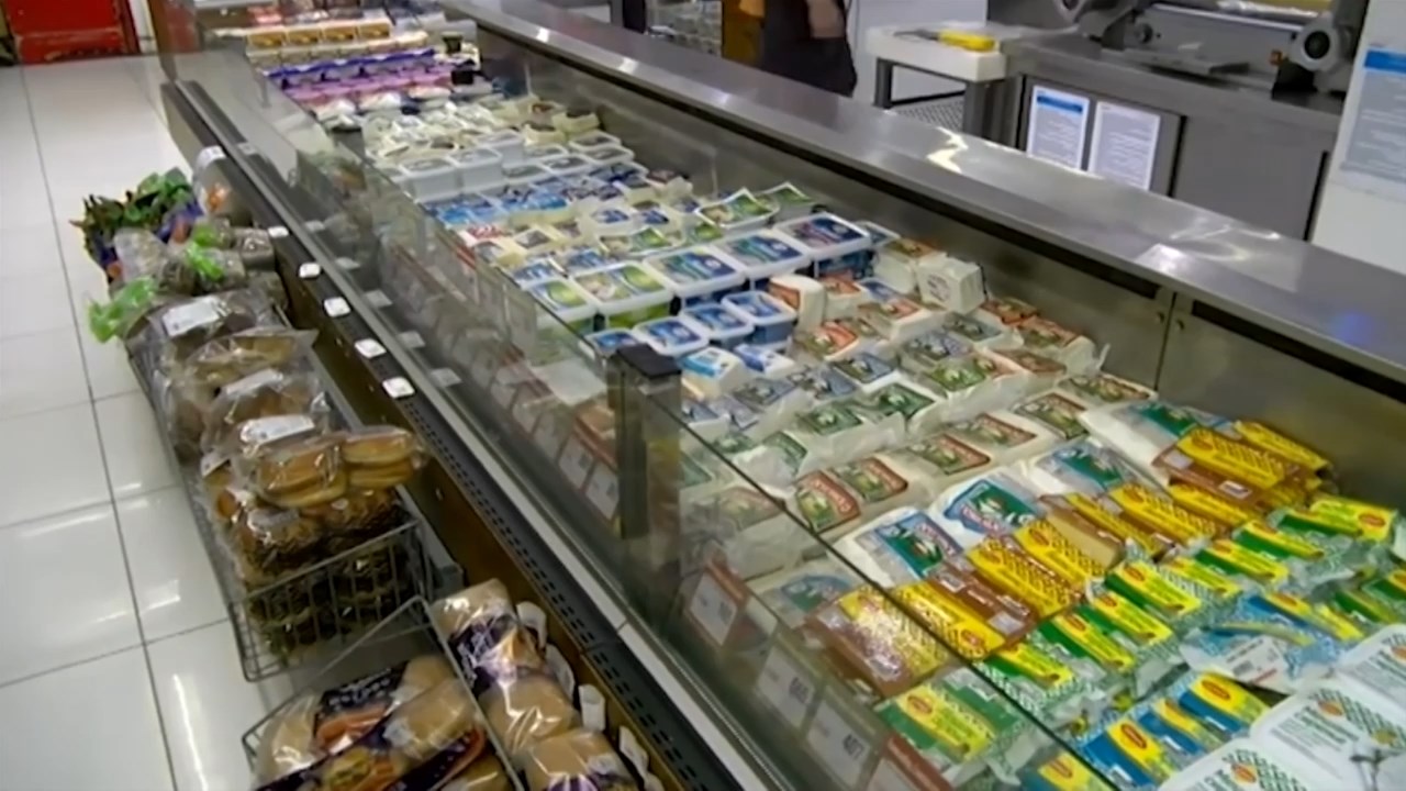 Телевизија 24 Мерките за ценовниот шок од ноември граѓаните едвај преживуваат