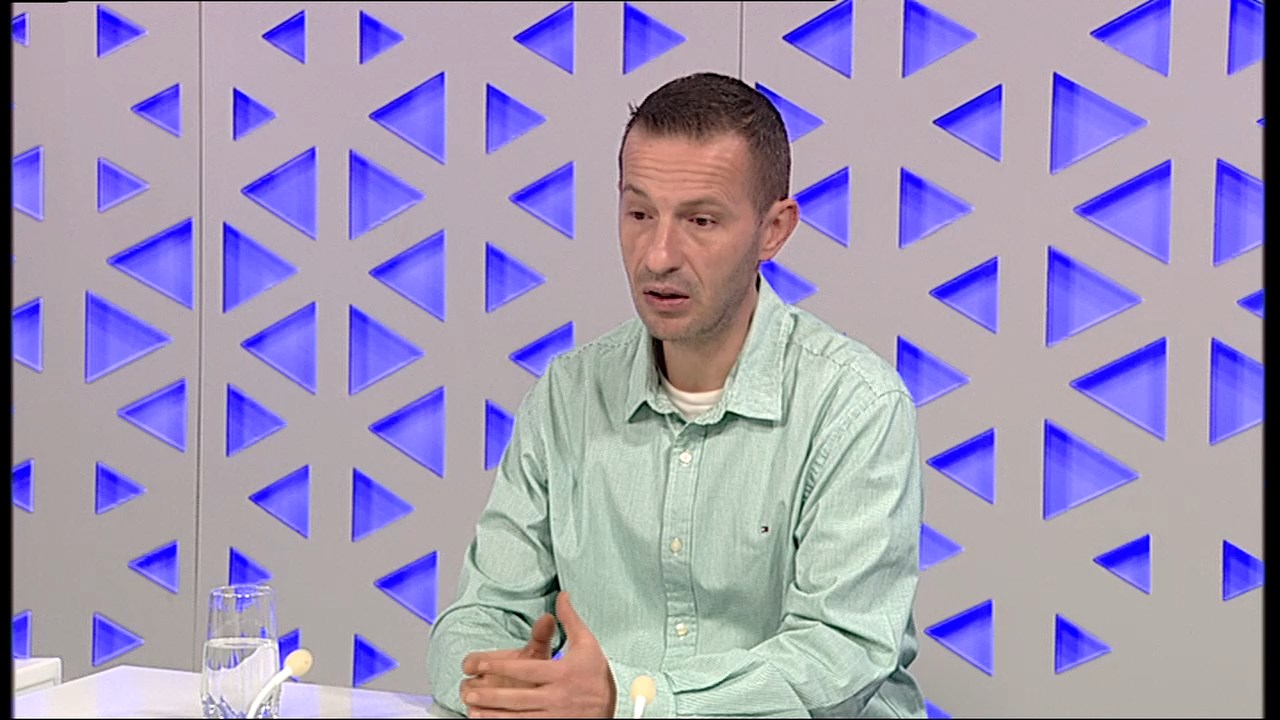 Телевизија 24 Божиновски за ТВ 24 Изборните листи се најава за прегрупирање за тоа кој ќе биде