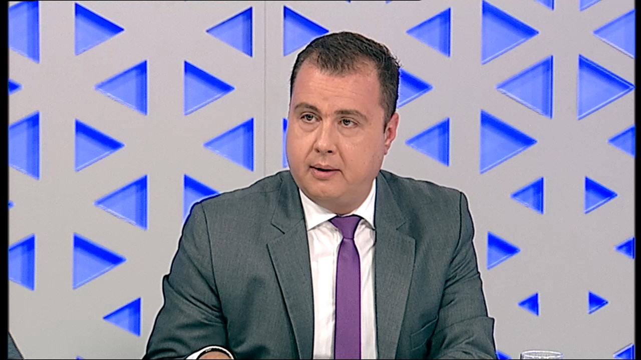 Телевизија 24 Пренџов за ТВ 24 Се додека се молчи и се зборува за уставни измени тоа не е