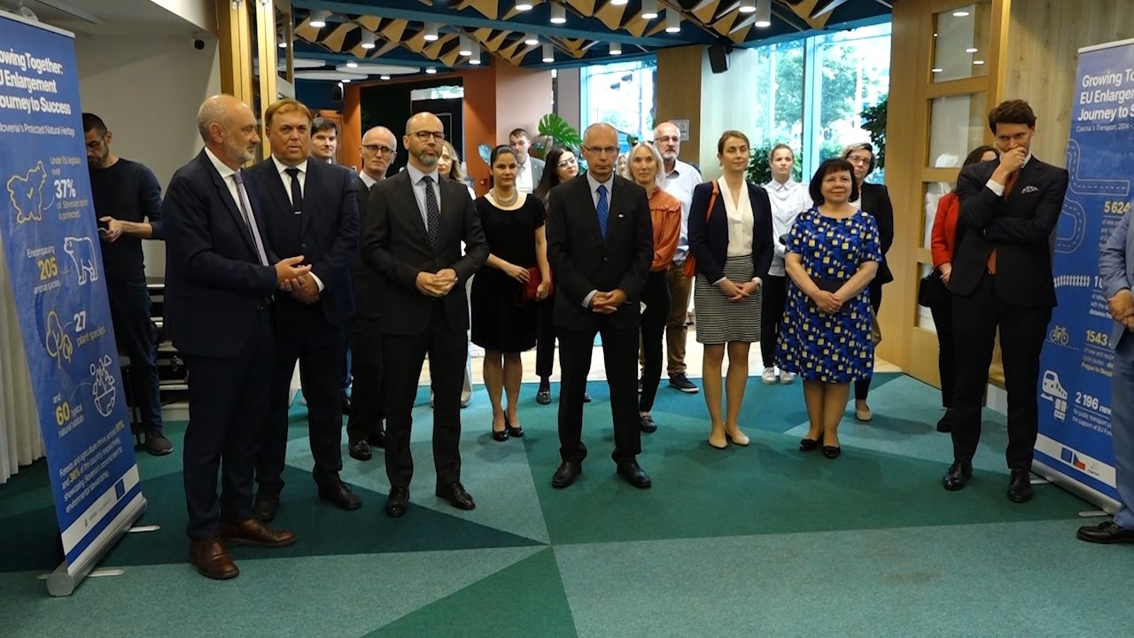 Телевизија 24 Гир и Прескер за ТВ 24 Патот до ЕУ не е лесен новата влада да покаже силна