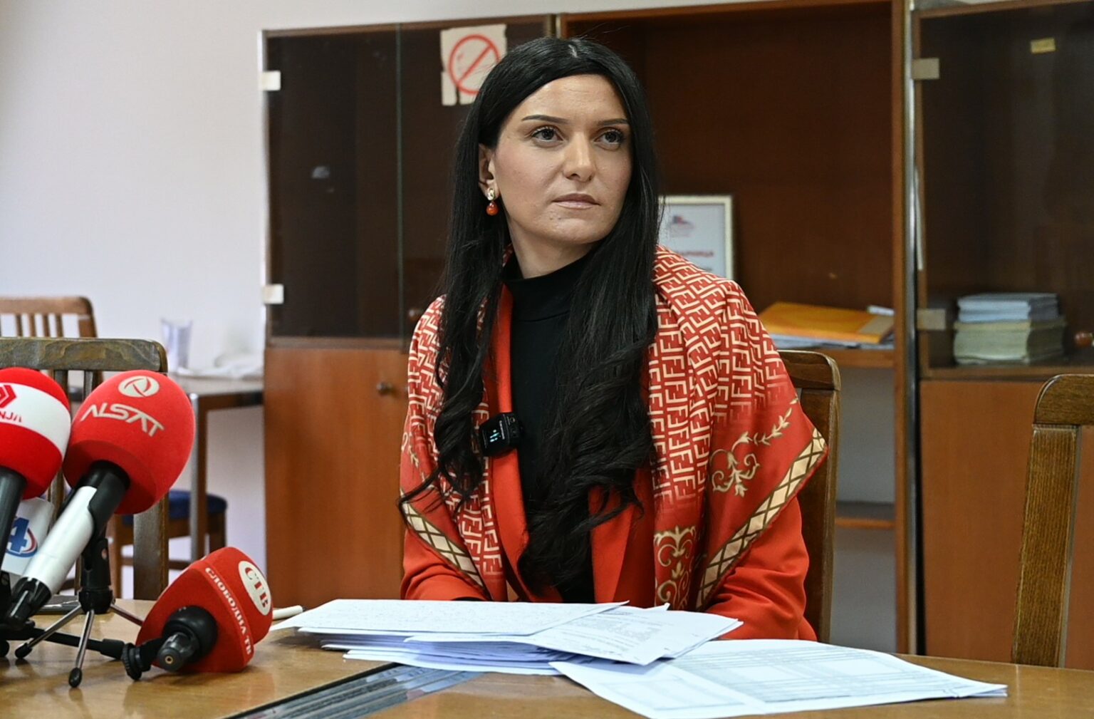 Телевизија 24 Кривична пријава за Бесија Иљази незаконски вработувала и ретроактивно