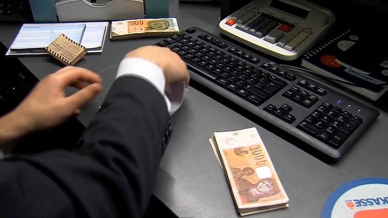 Телевизија 24 Повратот на ДДВ за фирмите доцни 100 дена