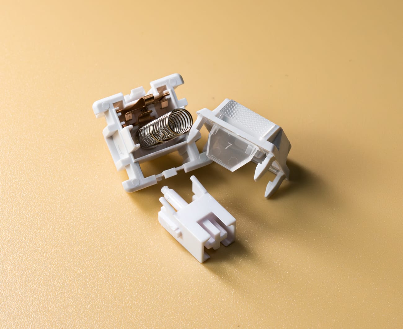 Chosfox White Fox Linear Switches | Kinetic Labs
