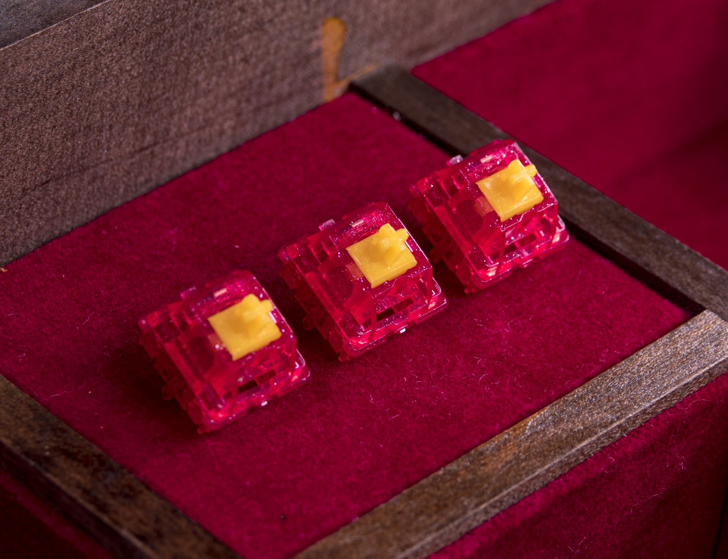 Tecsee Ruby V2 Linear Switches | Kinetic Labs