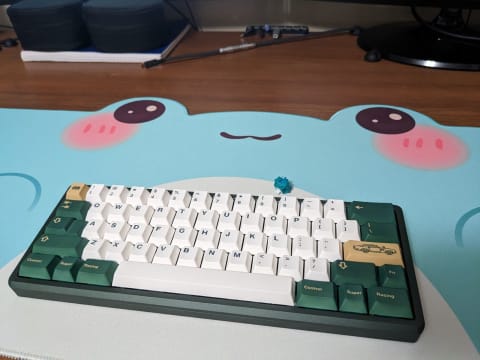 Froggy Desk Mat (XXL Mouse Pad) by Apiary Keyboards | Kinetic Labs