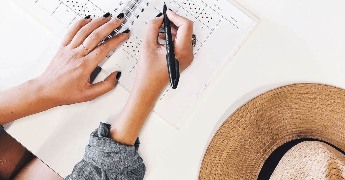 Seven Essential Office Organization Tips for Office Managers