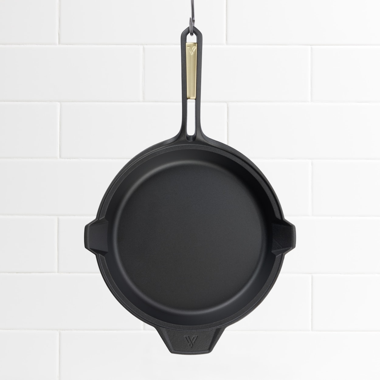 Victoria Signature Soft Seasoned Cast Iron Skillet 30cm Black | Kitchen ...