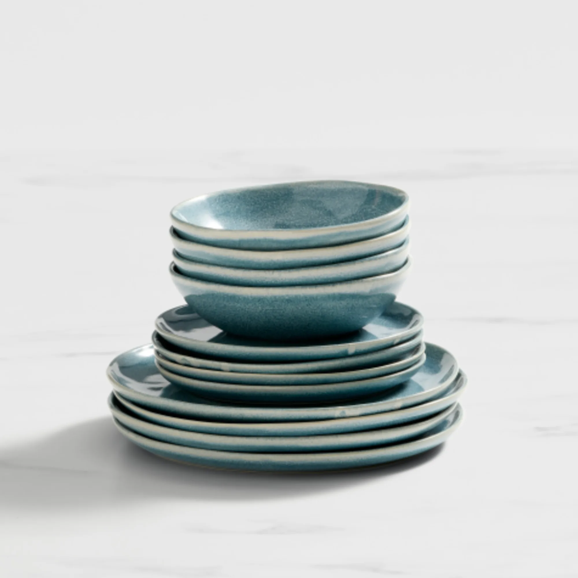 Salisbury & Co Capri Dinner Set 12pc Black | Kitchen Warehouse™