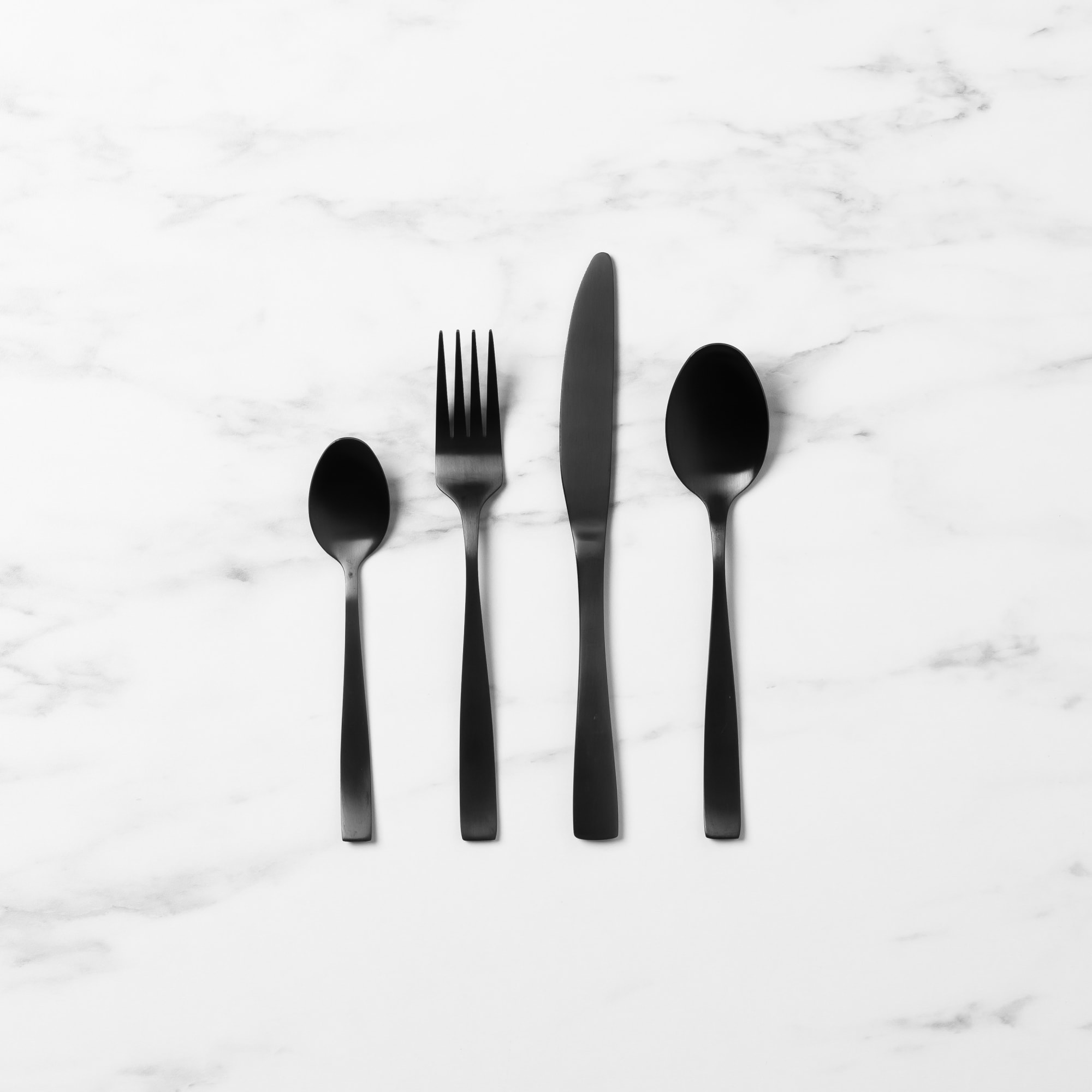 Virtuo Cutlery Set 16pc Black | Kitchen Warehouse™