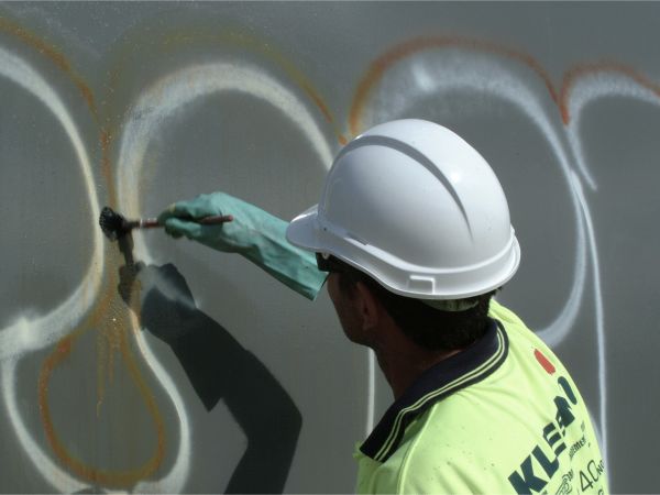 Graffiti Removal and Cleaning - Free Quote | Kleenit