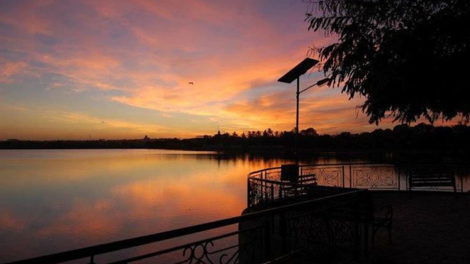 Hamirsar Lake | Hamirsar Lake Bhuj, Images