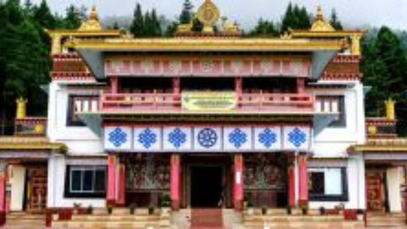 Bomdila Monastery, Arunachal Pradesh | History, Temperature, Timings