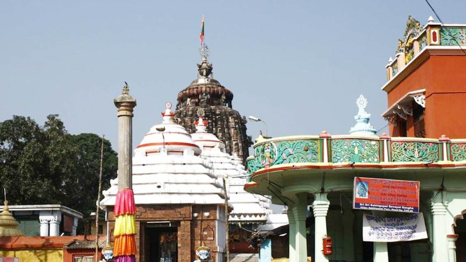 Sakshi Gopal Mandir, Puri | Temple Distance from Puri, Story, Timings ...