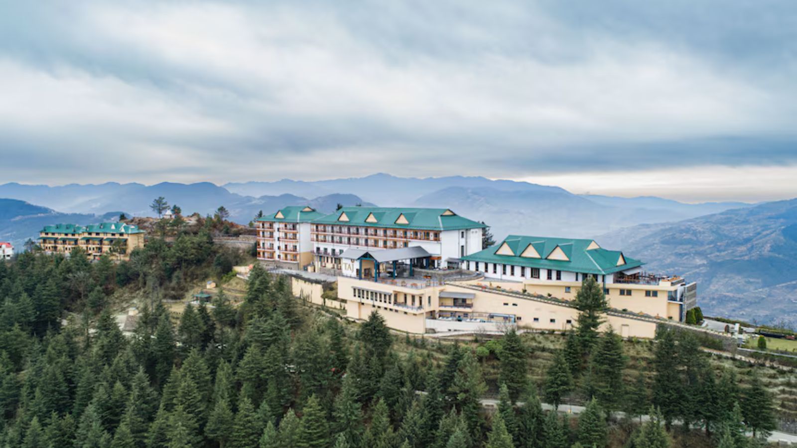 Theog, Shimla, Distance, Places to Visit, Things to Do