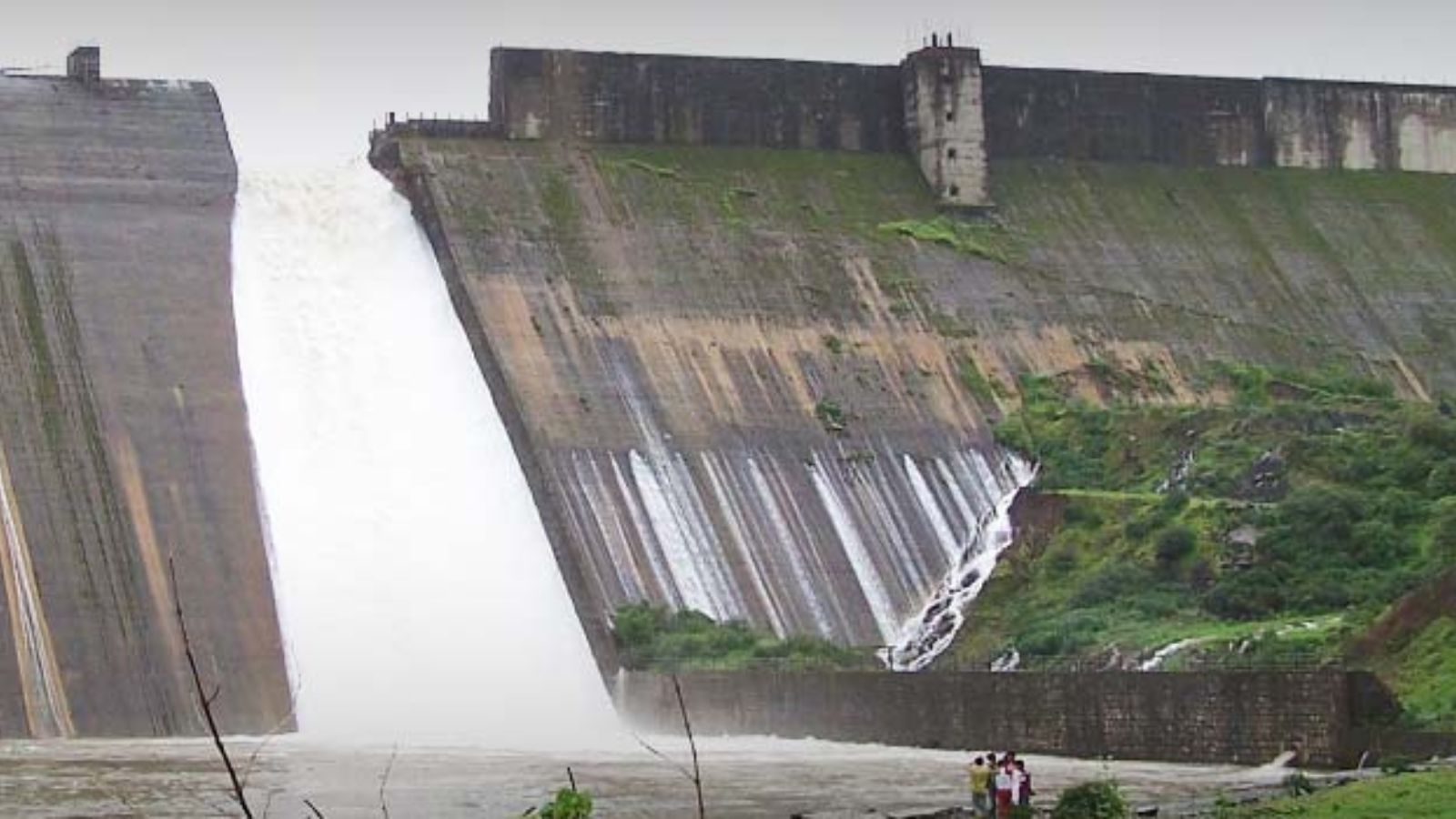 Valvan Dam: A Scenic Reservoir Near Lonavala - Visit and Explore