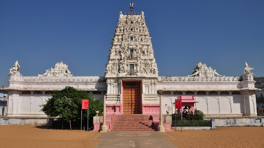 Shri_rama_Vaikunth_Nath_Swami_Temple_6862.jpg
