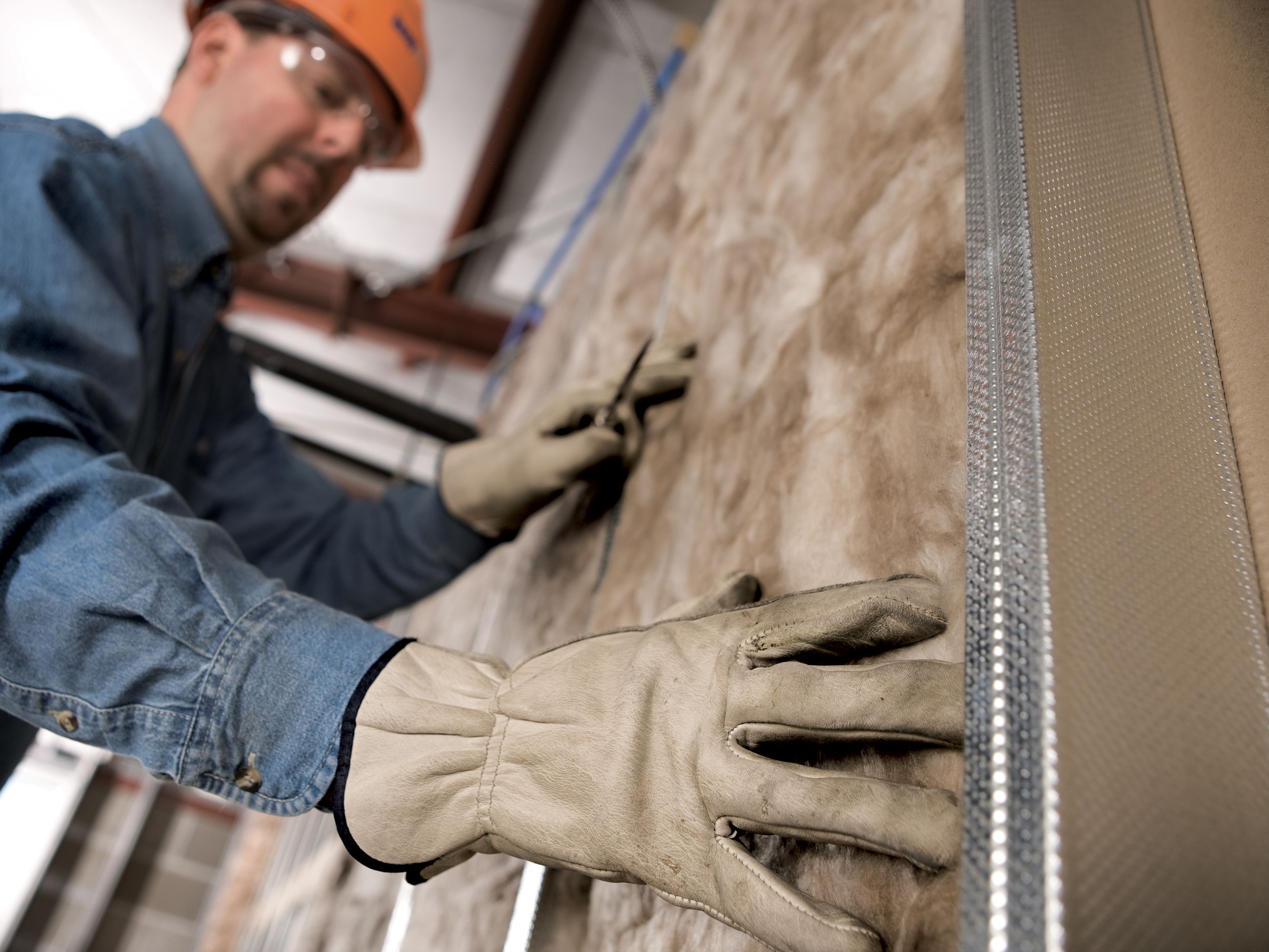 Faced vs. Unfaced Insulation: Which is Right for the Job?