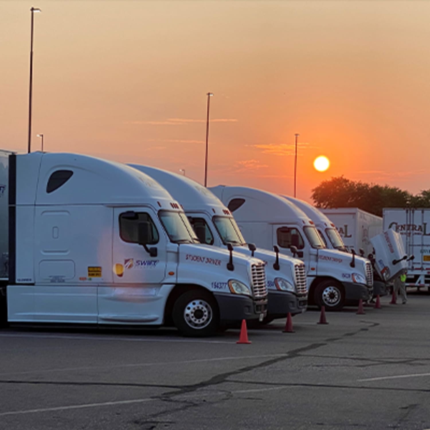 Swift Equipment and Technology - Swift Transportation