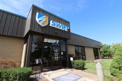 Swift Transportation Detroit, MI Terminal - Swift Transportation