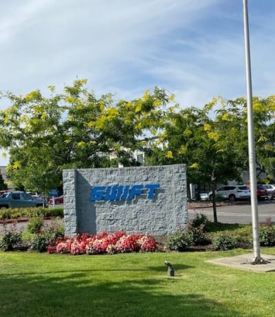 Swift Transportation Troutdale, OR Terminal - Swift Transportation