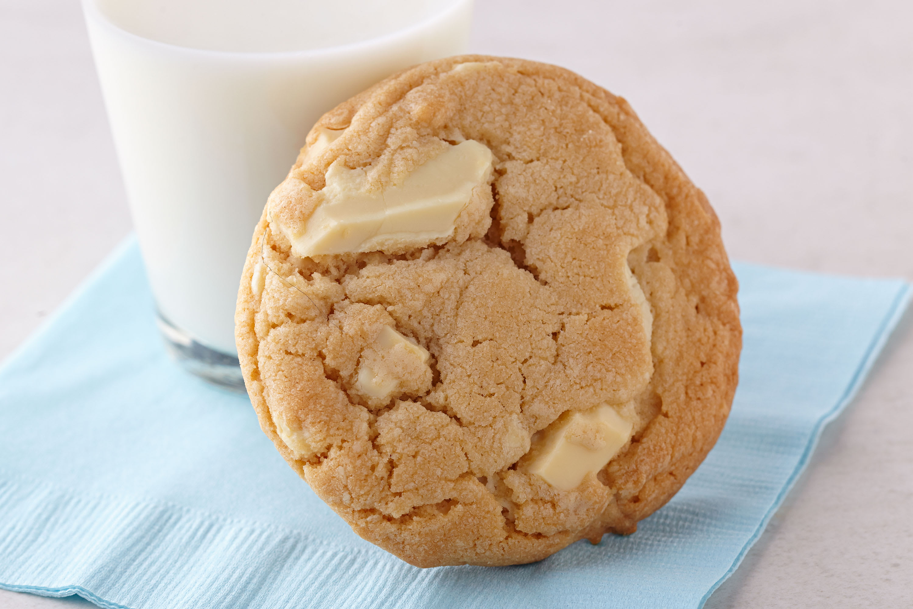 White Chocolate Chunk Cookies | Baker's | Recipes - Kraft Heinz