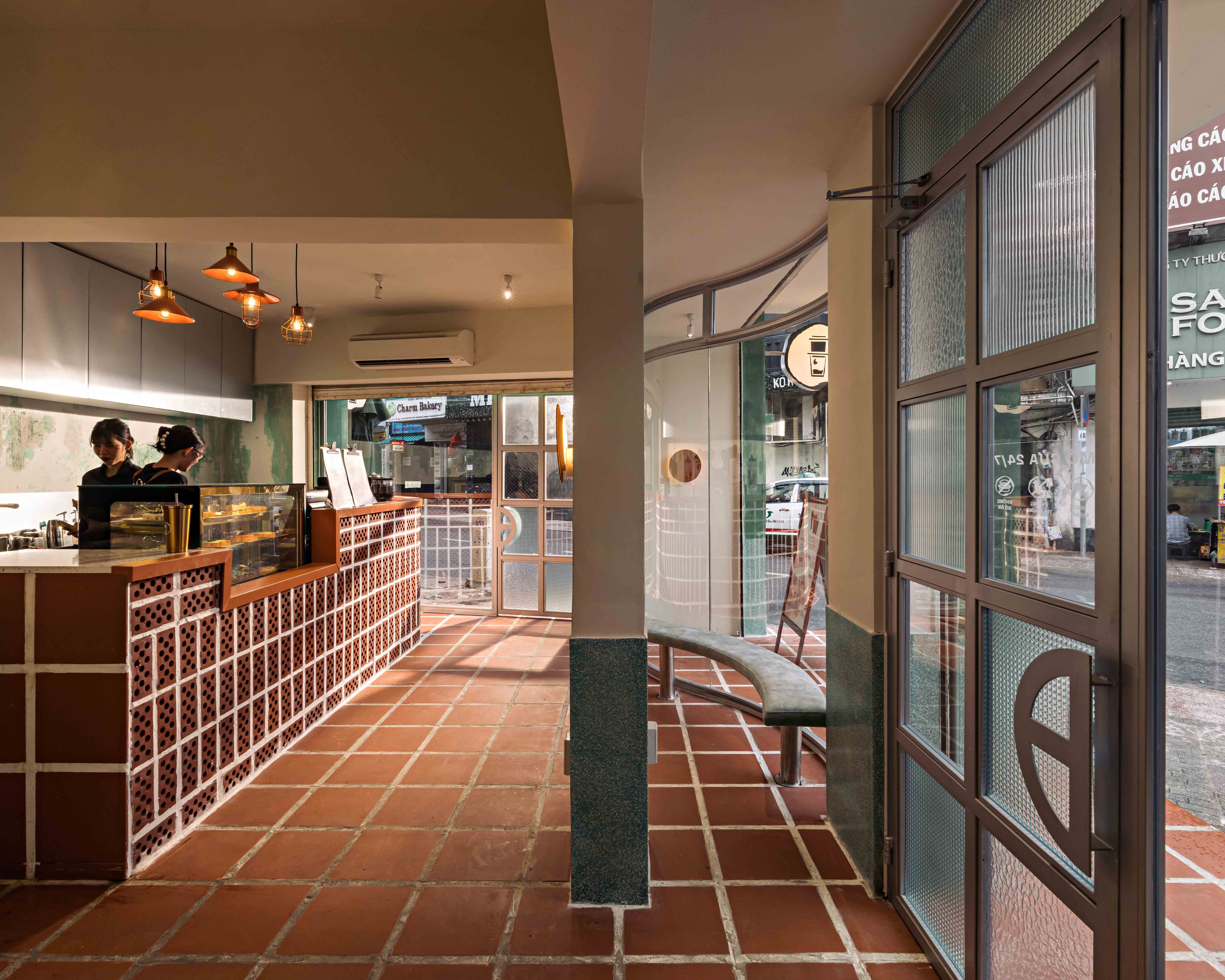 ĐEN ĐÁ PHÙ ĐỔNG