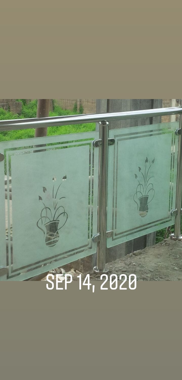 Shower Cubicle, Window Blinds | Free Online Marketplace to Buy & Sell ...