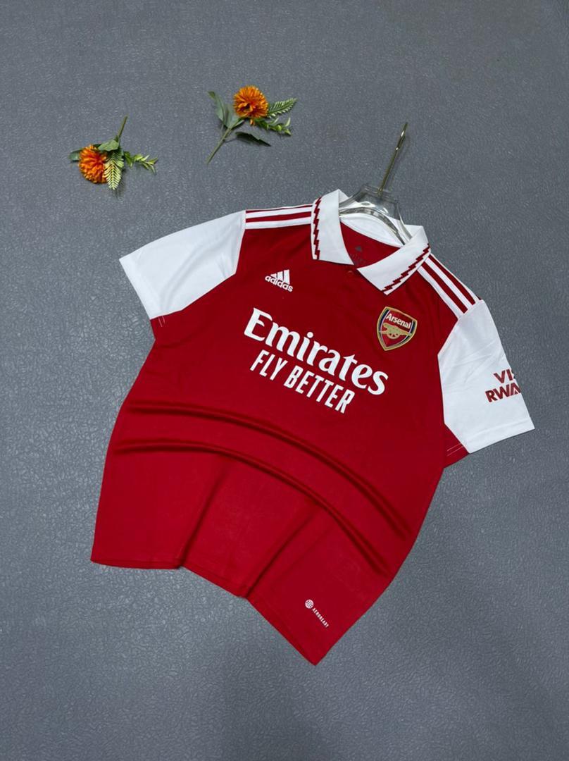Original Arsenal Football Jersey - All Kits | Free Online Marketplace ...