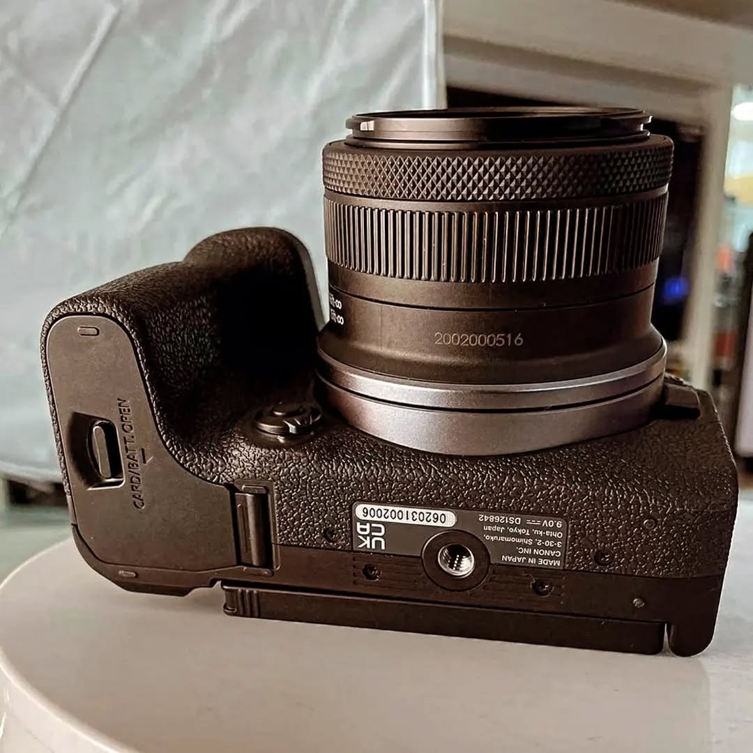Canon D7500 Camera With Body And Frame | Free Online Marketplace to Buy ...