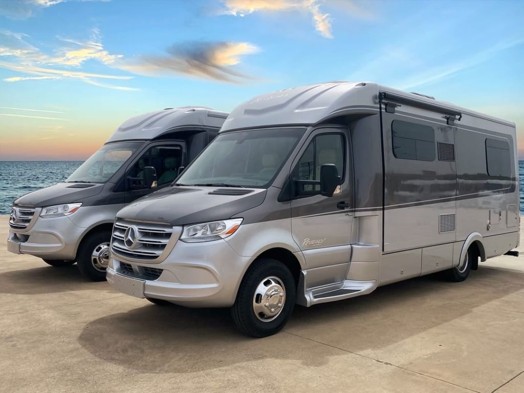 Top 8 Luxury RVs That Won’t Break the Bank – La Mesa Blog