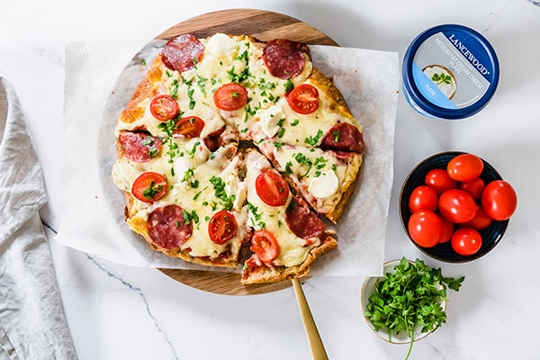 Cheesy Banting Pizza