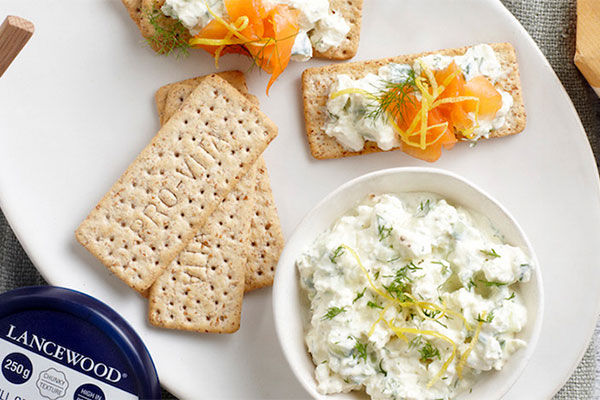 Provita with Chunky Cottage Cheese Topping