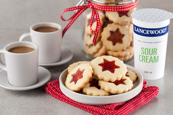 Easy Jolly Jam Biscuits