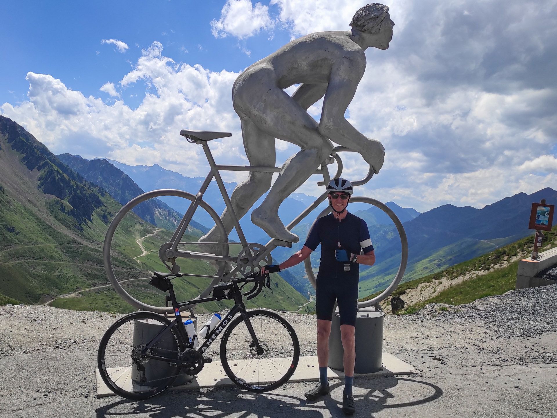La Grande Traversée des Pyrénées à vélo de route