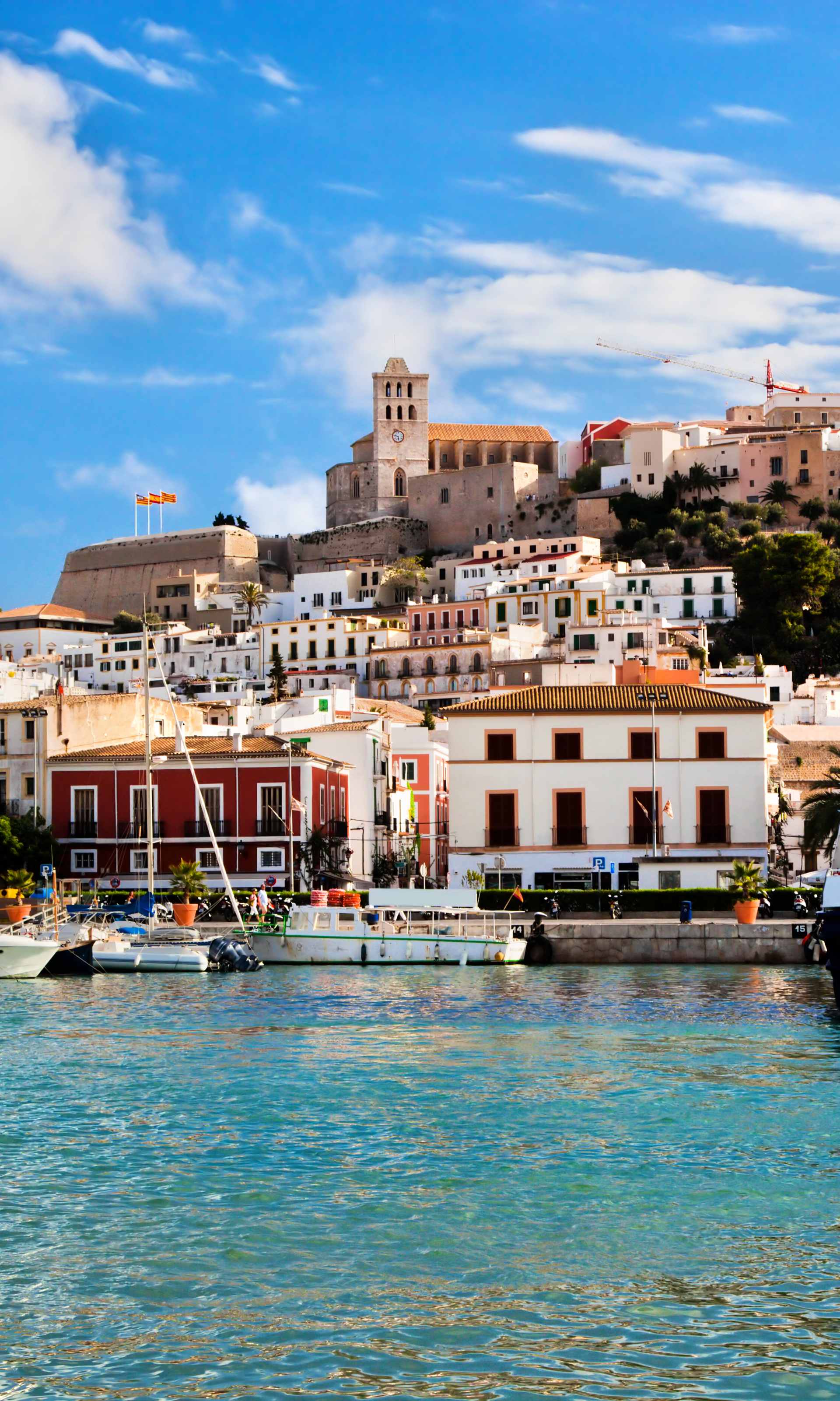 Viajes a Ibiza | Ofertas Vuelo + Hotel desde 172 € | lastminute.com