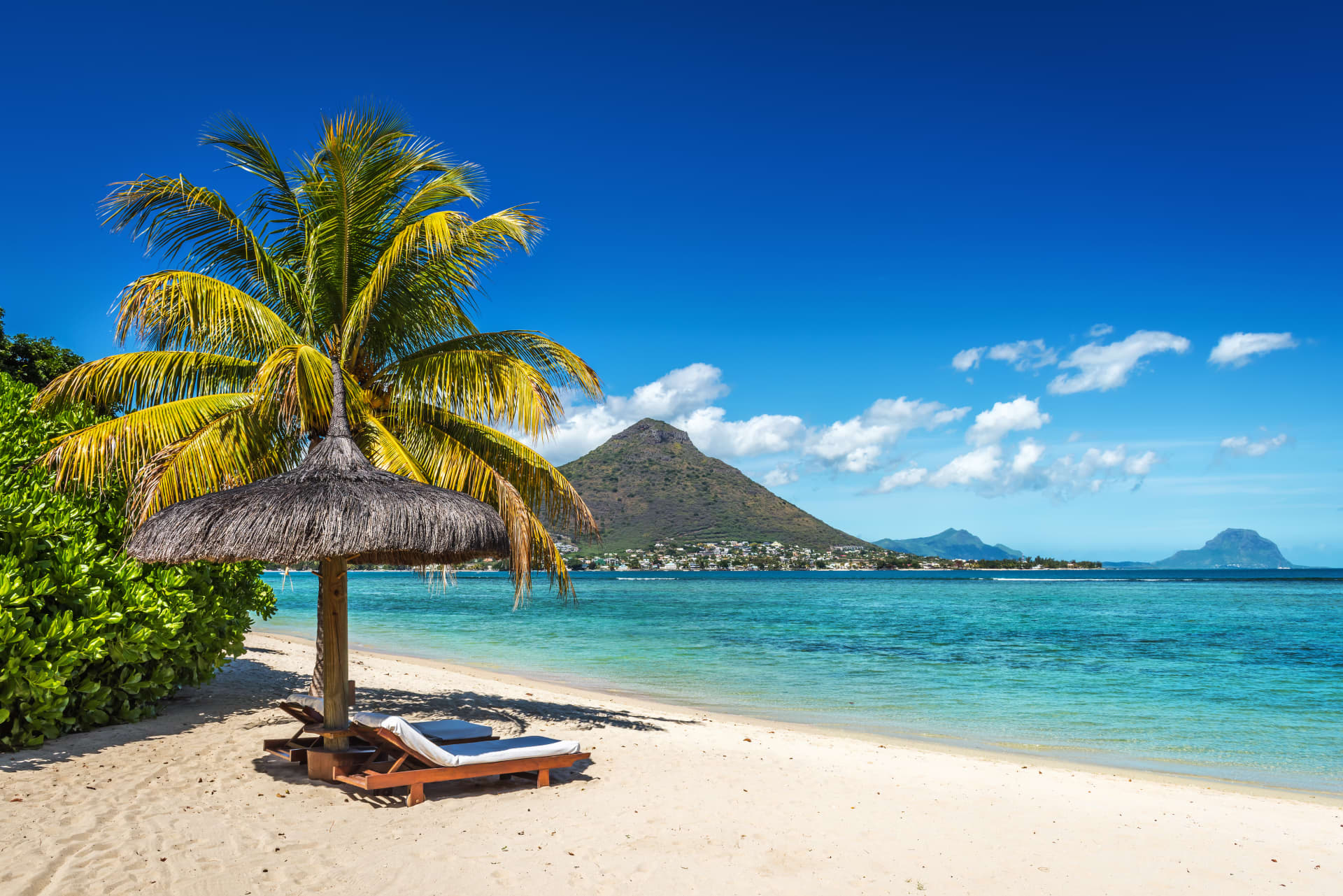 Mauritius Holidays 2026 / 2027 from £728 | Cheap Holidays to Mauritius ...