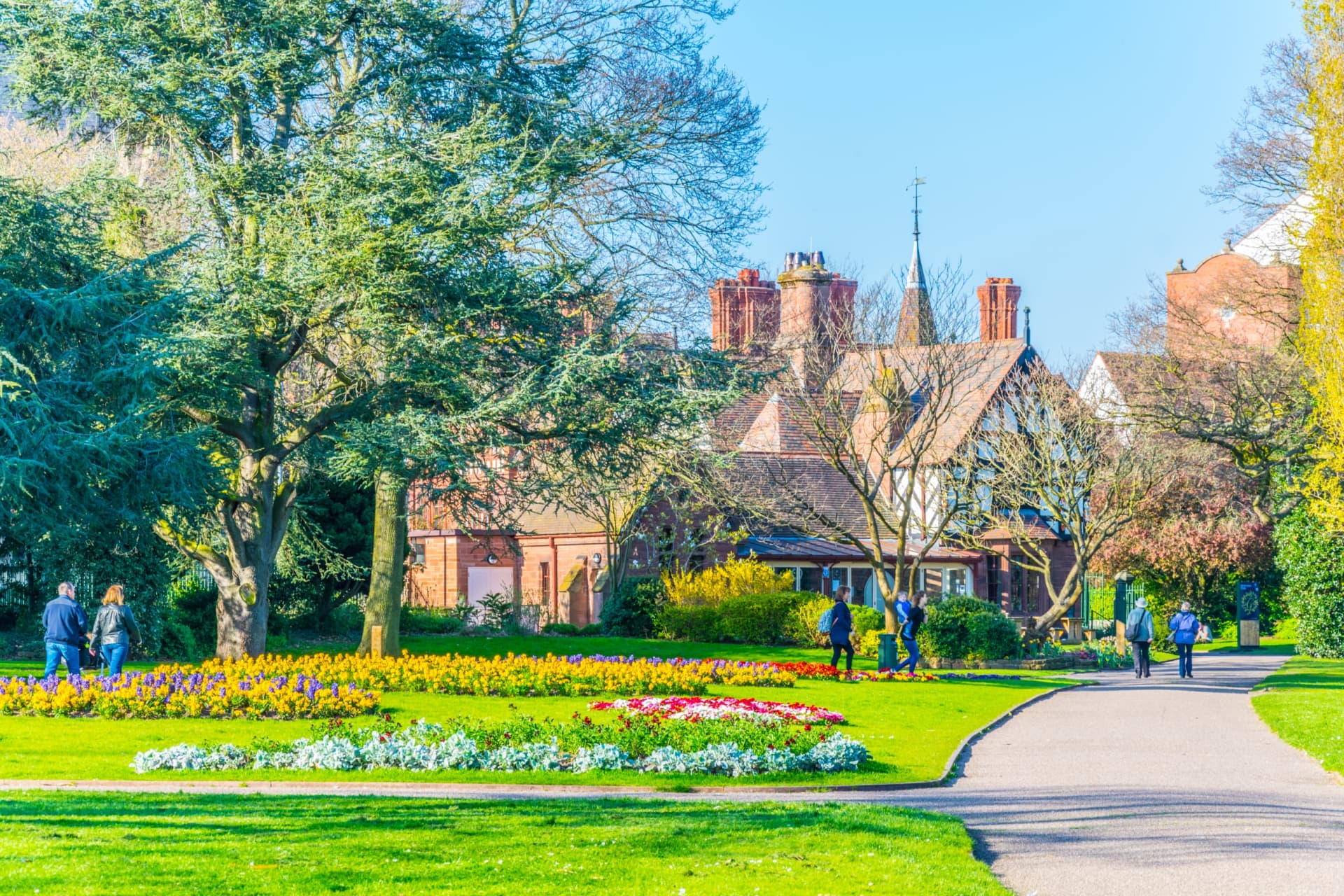 Romantic things to do in Chester | lastminute.com