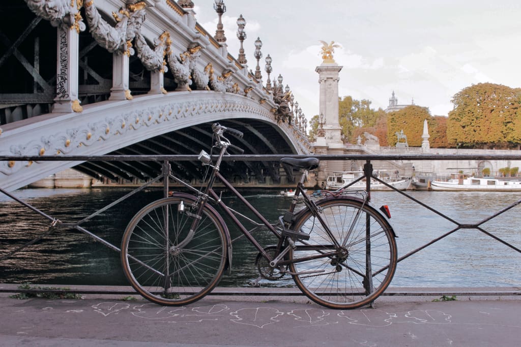 Visiter Paris à vélo | lastminute.com