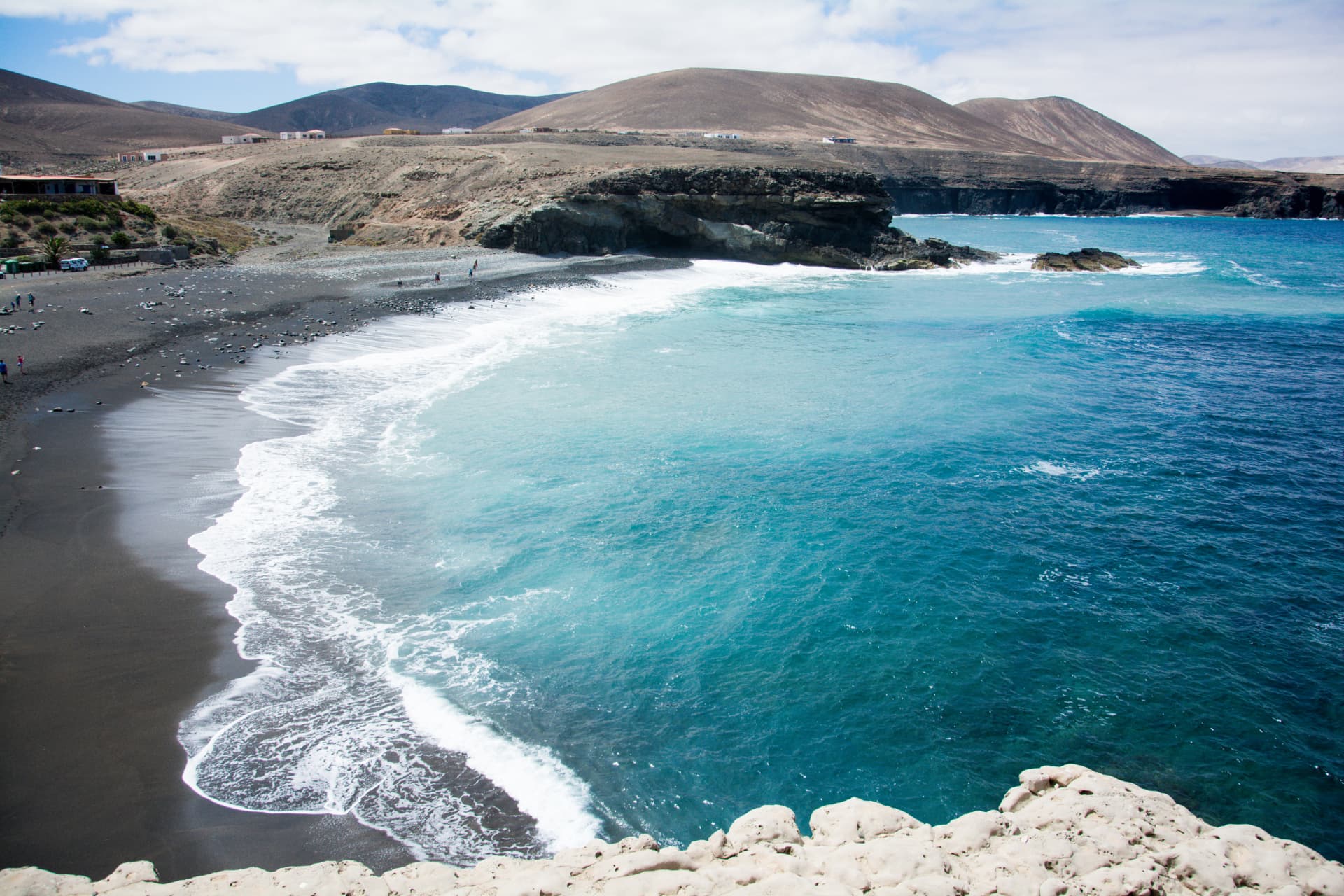 Discover Unique Beaches Around the World | lastminute.com
