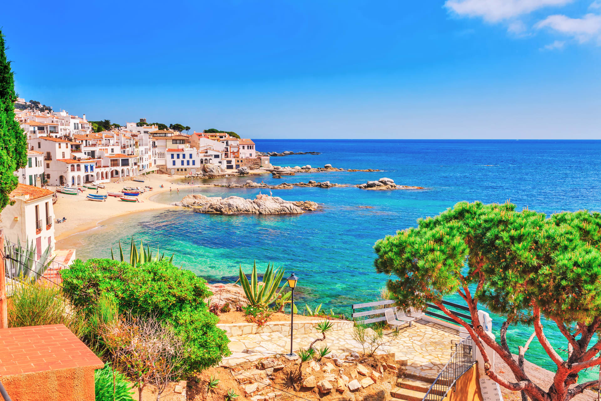 Die besten Reiseziele im Juni - wo ist es im Juni warm? | weg.de