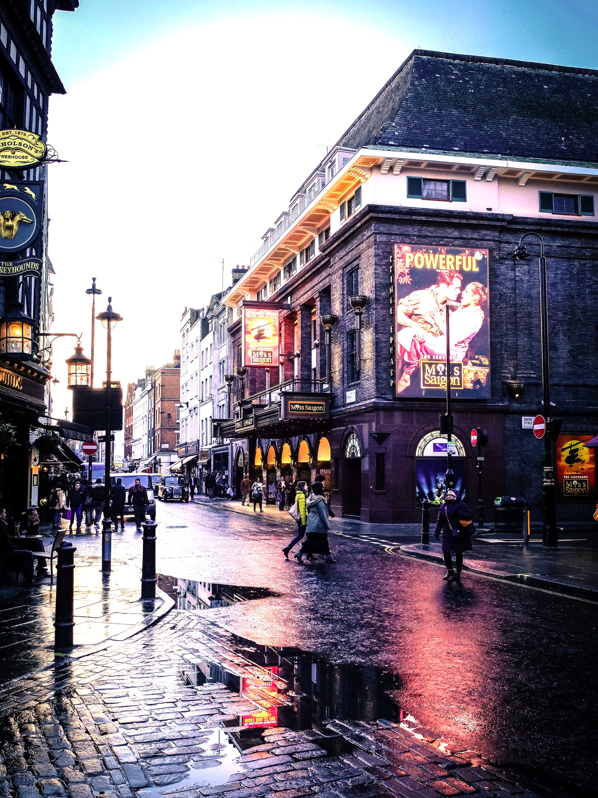 A guide to exploring Soho in London | lastminute.com