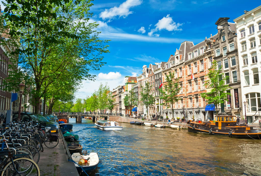 Things to Do in Amsterdam in Summer | lastminute.com