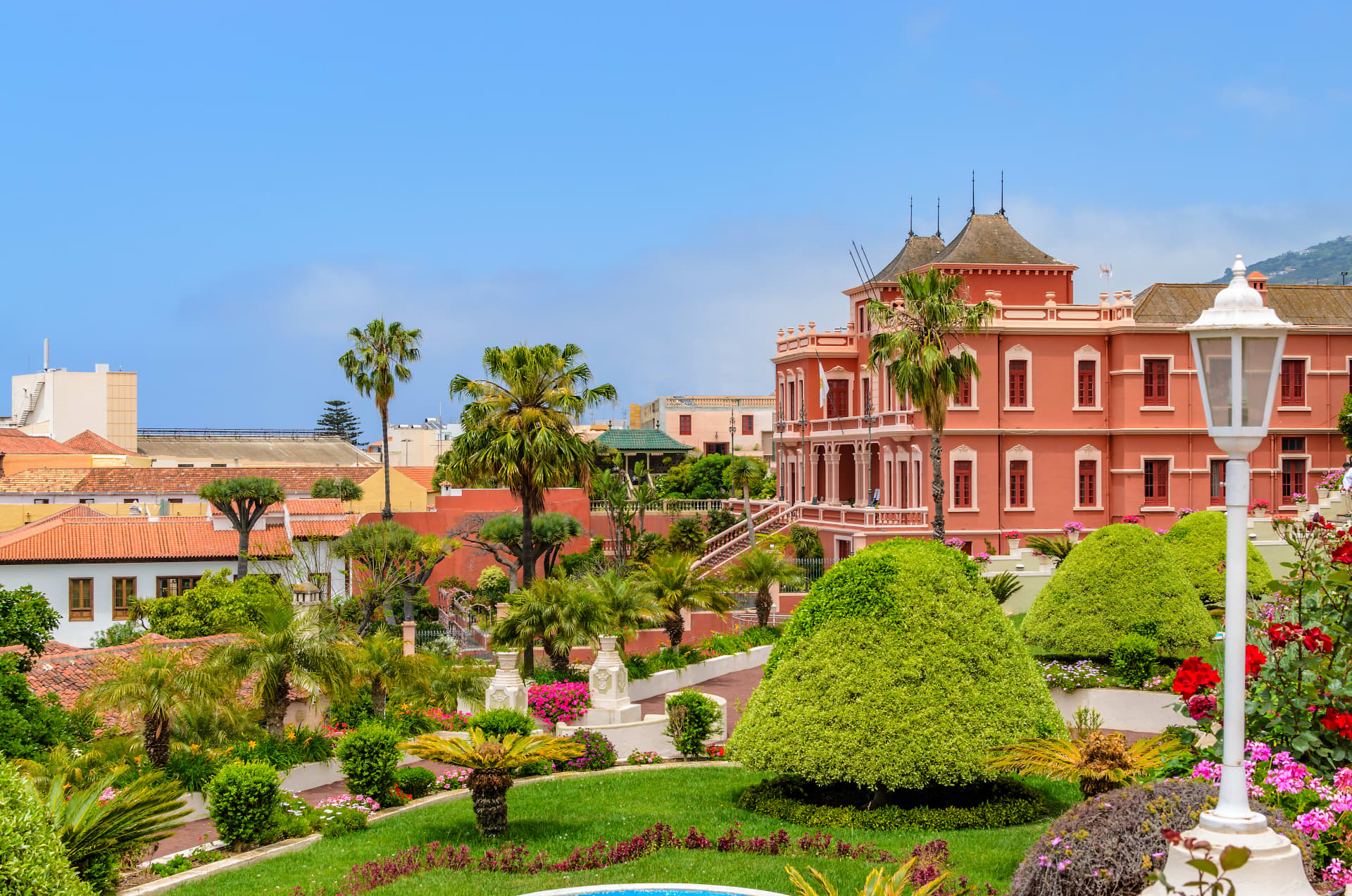 Discover the Canary Islands: Top Activities & Attractions | lastminute.com