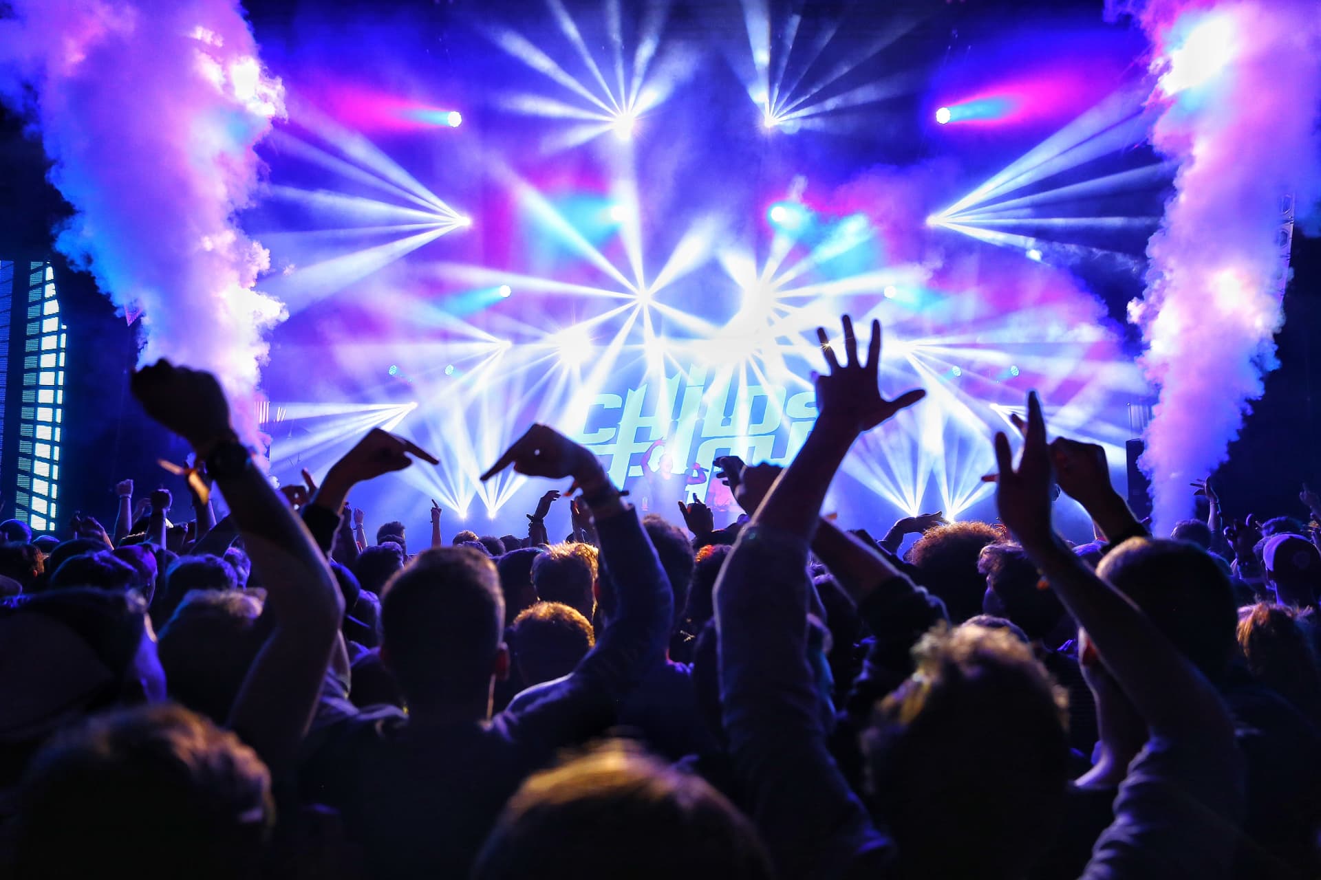 Party Holidays 2025: Top Destinations for Nightlife & Fun | lastminute.com