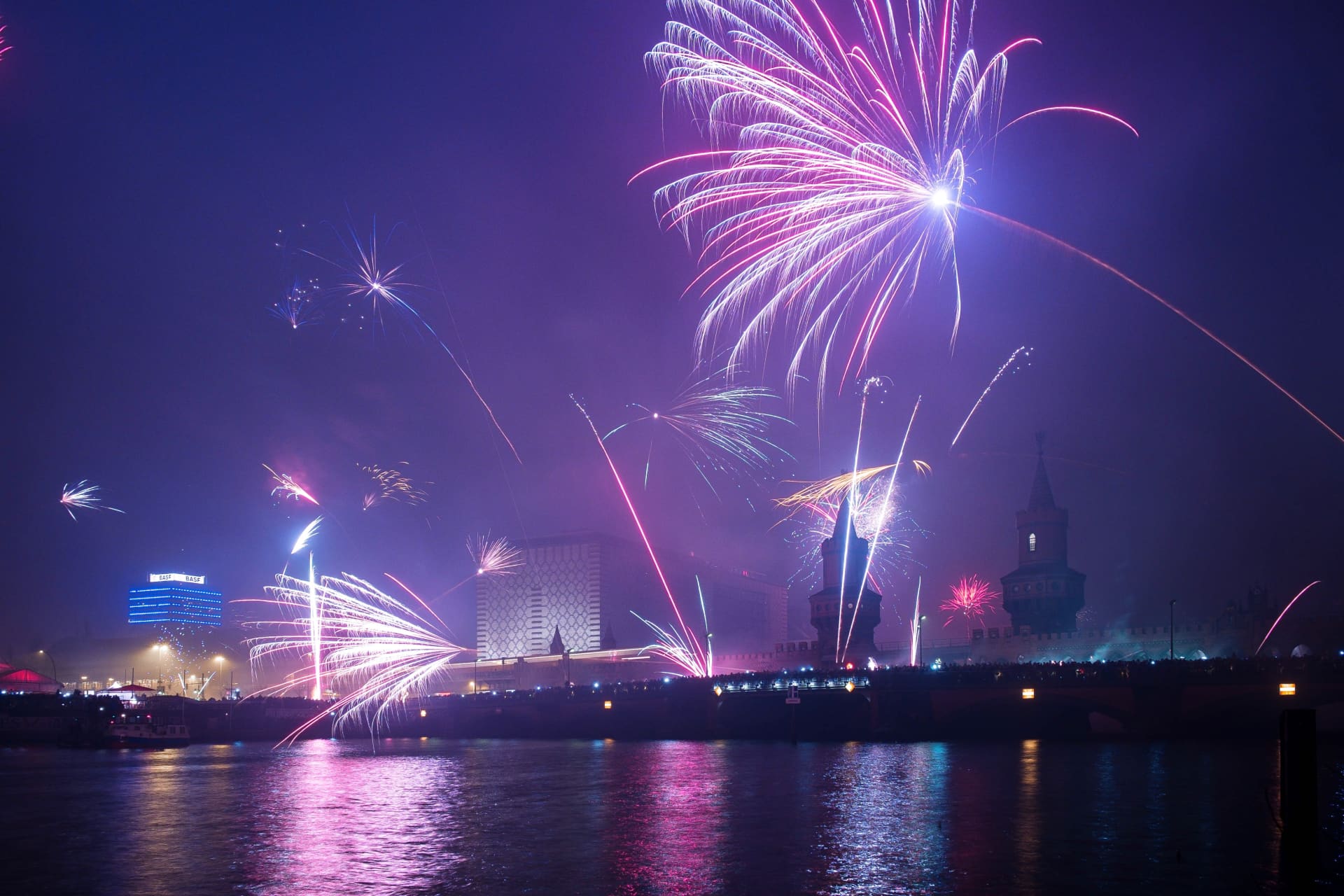 Die schönsten Silvester-Reiseziele & -Silvester-Events | weg.de