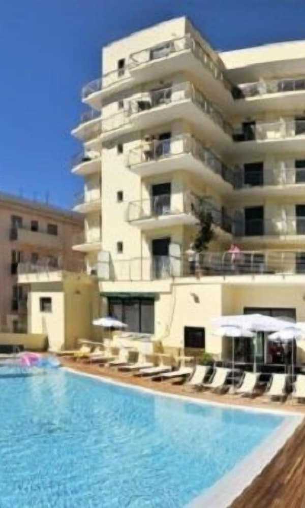 Loano Holidays 2025 / 2026 | Cheap Holidays to Loano | lastminute.com