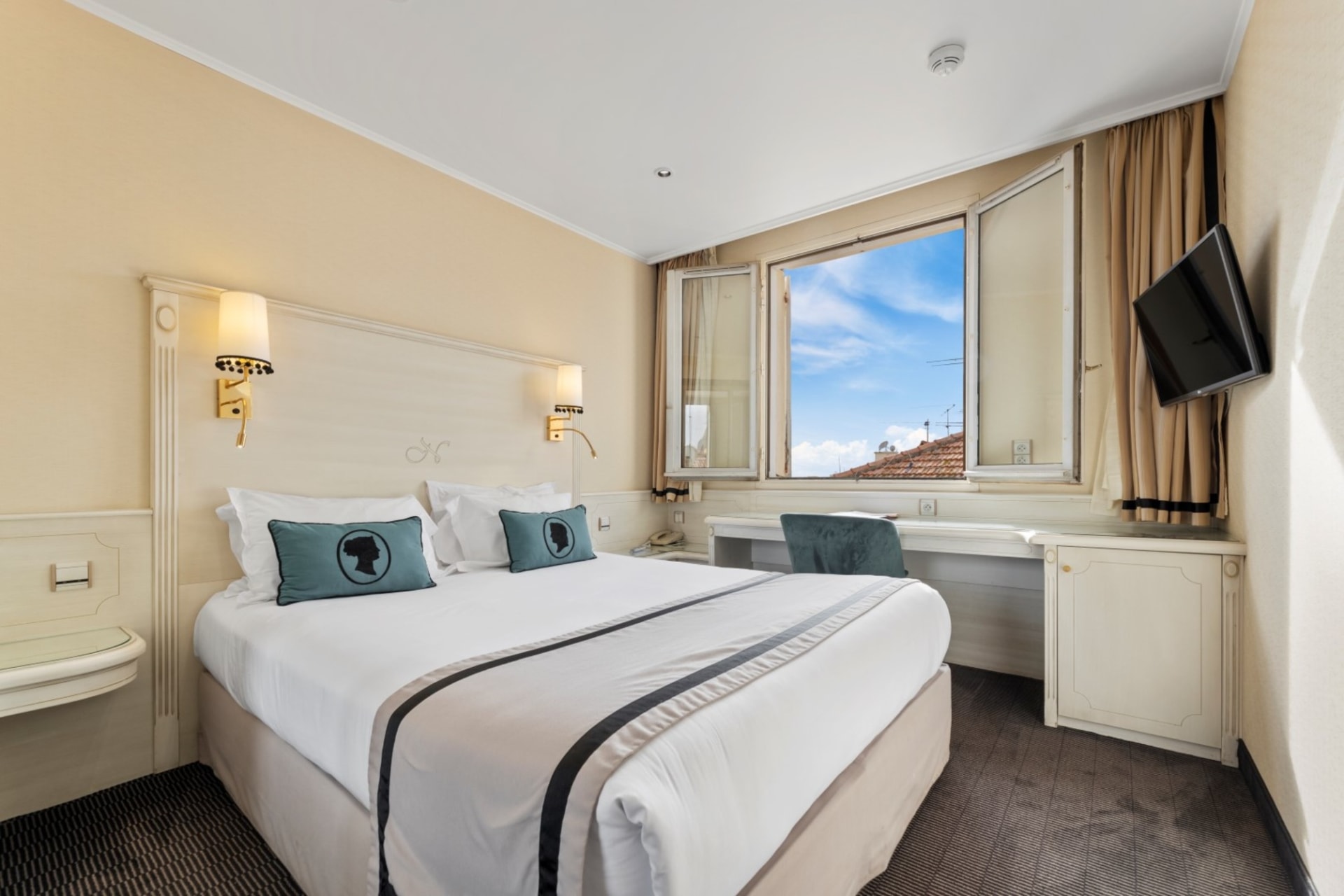 Corsica Holidays 2025 / 2026 from £336 | Cheap Holidays to Corsica ...