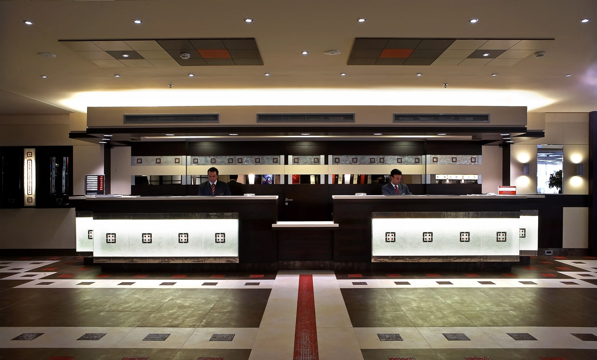 Crowne Plaza ATHENS - CITY CENTRE by IHG, Athens | Best deals | lastminute.com